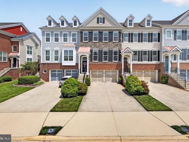 43572 Heritage Gap Ter, Chantilly, VA 20152