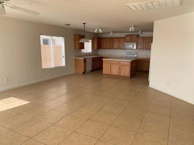 43589 W Cowpath Road
