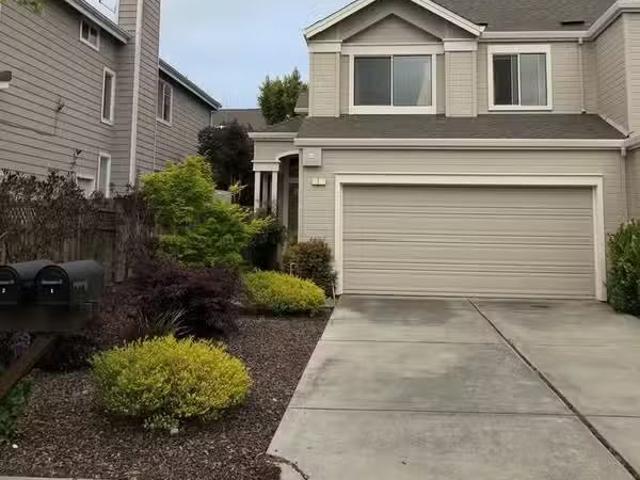 $4350 / mo Beautiful 3bd/2.5br House in a cul de sac on Ala.
