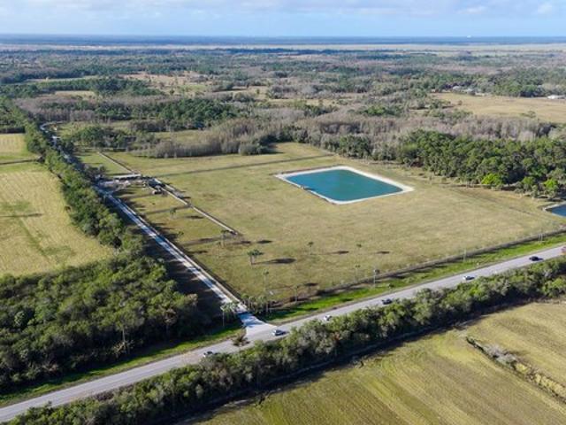 4350 SE Bridge Rd, Hobe Sound, FL 33455