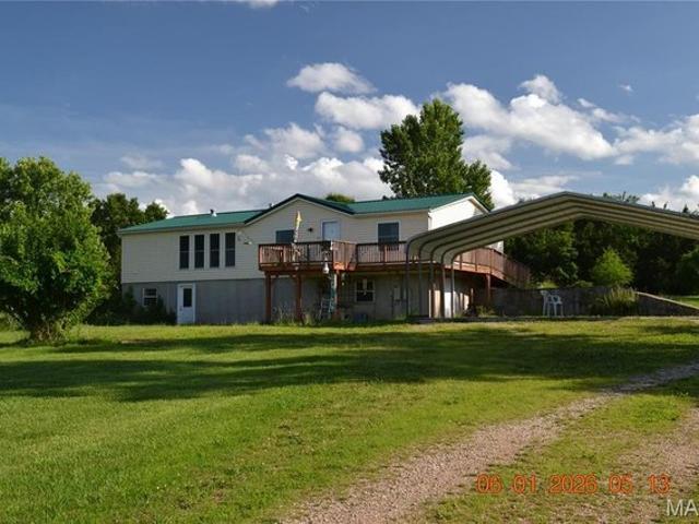 4350 Silver Springs Rd, De Soto, MO 63628