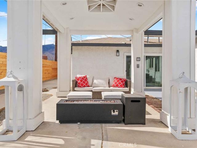 4351 E Calle De Carlos
