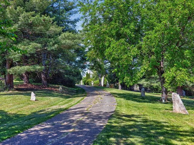 4351 Lexington Road