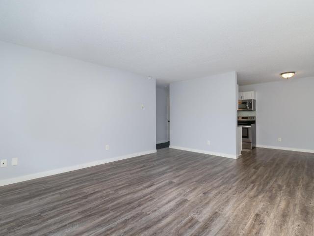 4351 Parklawn Avenue # 7E