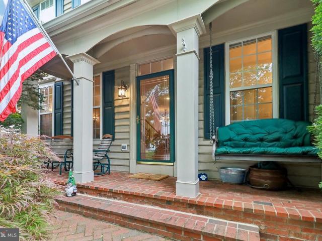43528 Clivedon Court