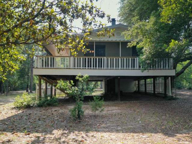 4352 Loping Deer, Holt, FL 32564