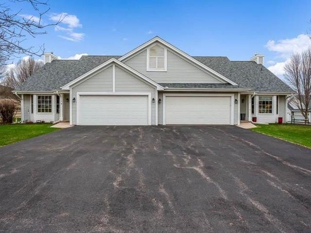 4352 Sunset Ter, Loves Park, IL 61111