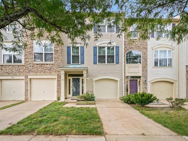 43533 Laidlow St, Chantilly, VA 20152