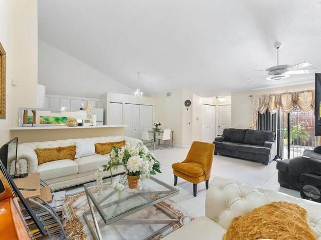 4353 Woodstock Dr Apt A, West Palm Beach, FL 33409