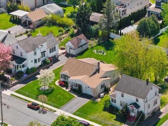 435 3rd Ave