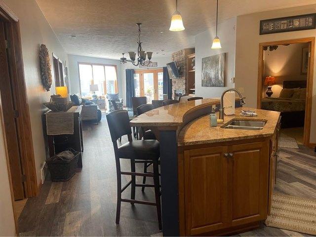 435 240th Gate 101 Ave Unit Golden, Arnolds Park, IA 51331