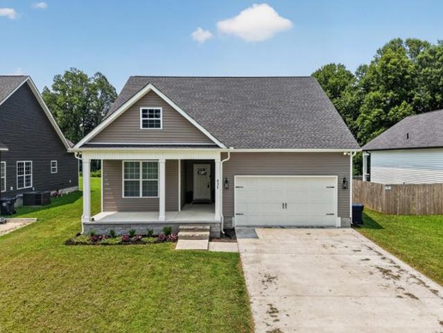 435 Colvert Lake Rd, Smithville, TN 37166