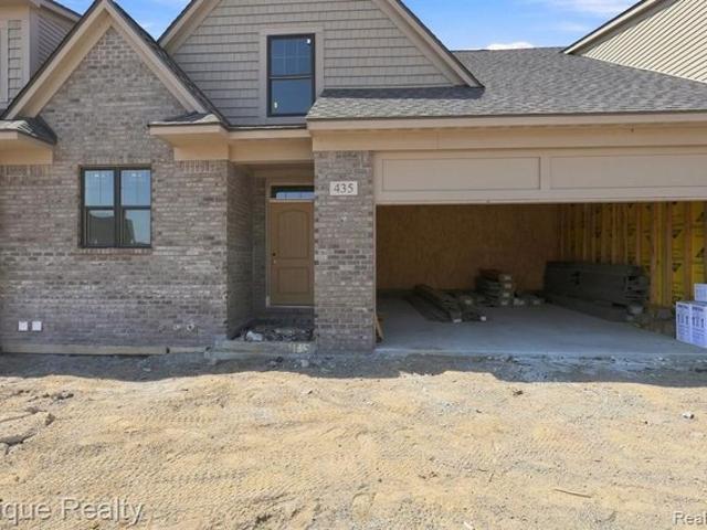 435 Cornerstone Dr Unit 69, Oxford Township, MI 48371