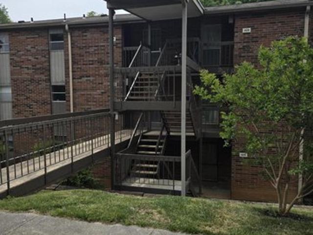 435 Canberra Dr, Knoxville, TN 37923