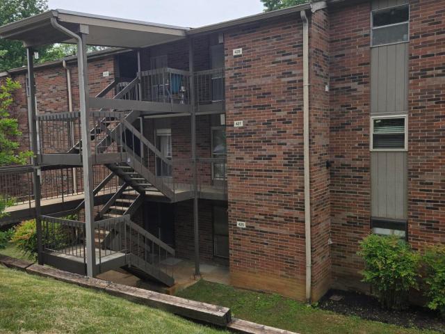 435 Canberra Drive