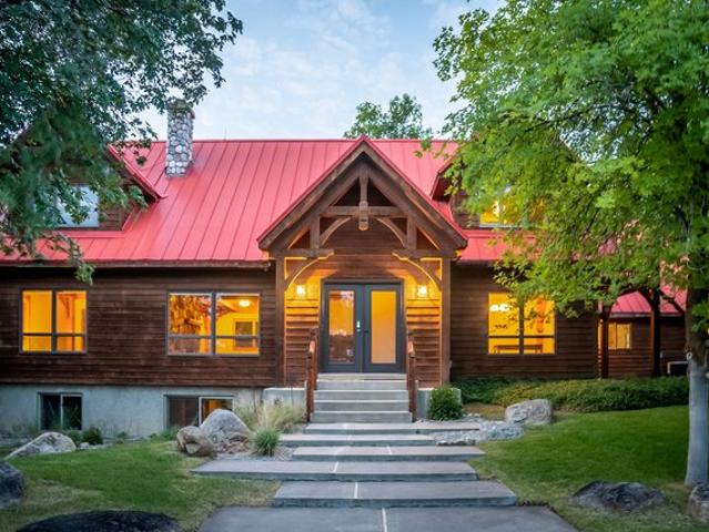 435 Canyon Rd, Providence, UT 84332