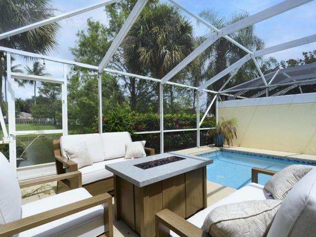 435 Capistrano Dr, Palm Beach Gardens, FL 33410