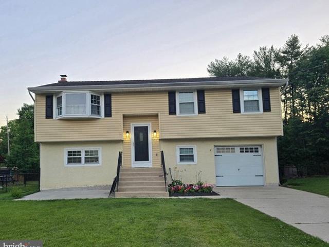 435 Arline Ave, Deptford, NJ 08096