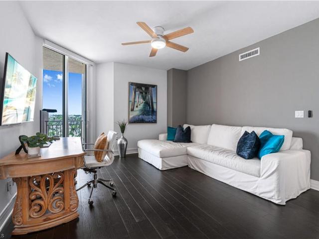 435 Dockside Dr, Unit B702, Naples, FL 34110 | MLS #225085