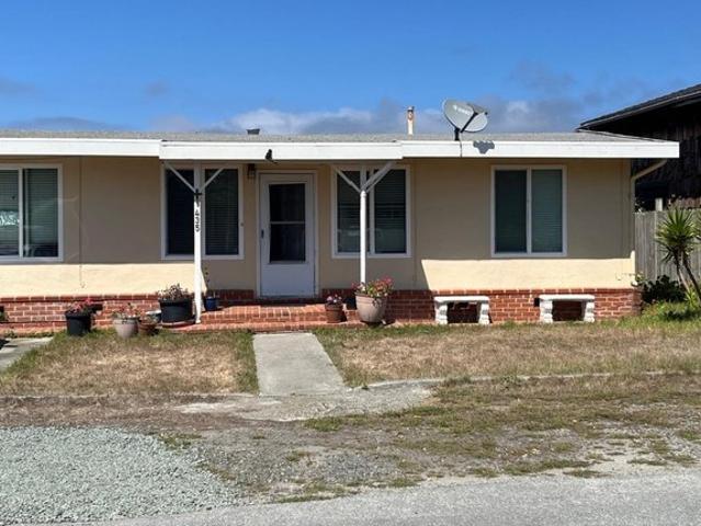 435 Dolores Ave, Half Moon Bay, CA 94019