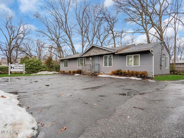 435 E County Line Rd, Lakewood, NJ