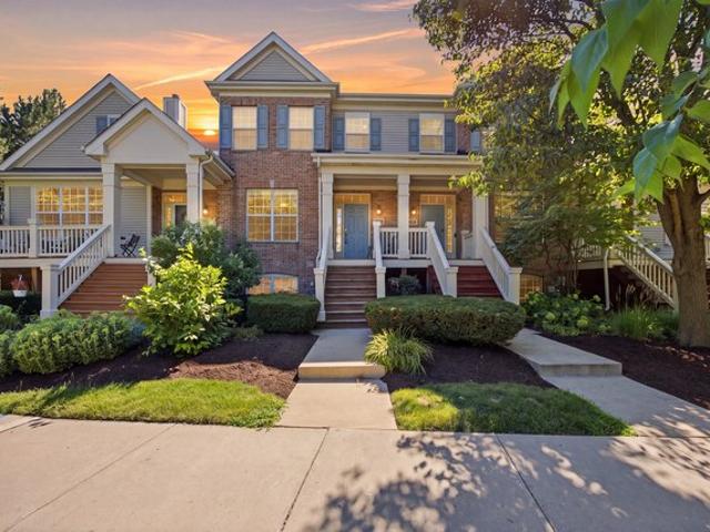 435 E Railroad Ave, Bartlett, IL 60103