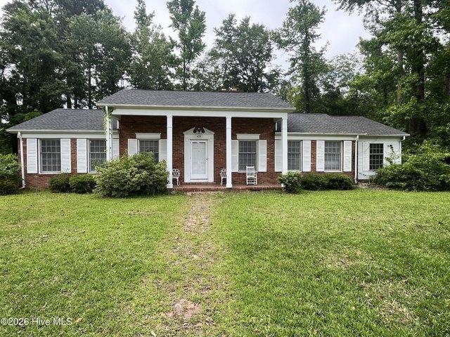435 Edgewood Cir, Whiteville, NC 28472