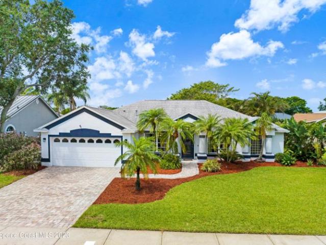 435 Lake Victoria Cir, Melbourne, FL 32940
