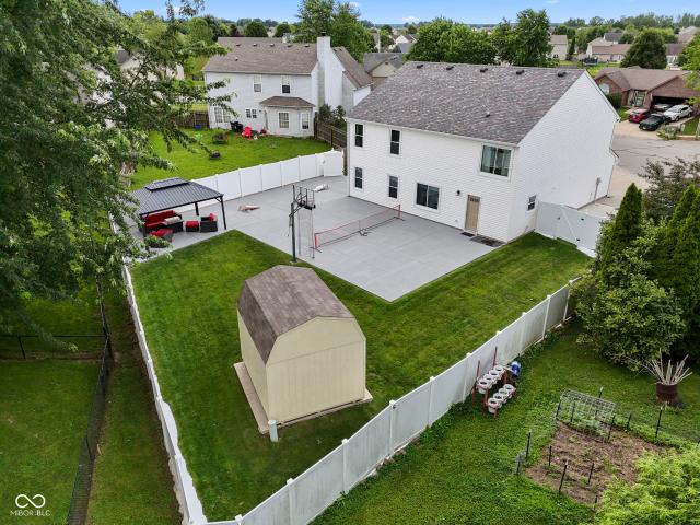 435 Lake Shore Court