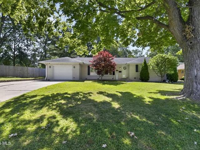435 N Franklin St, Wauseon, OH 43567