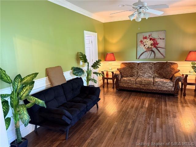435 N Lakeside Drive