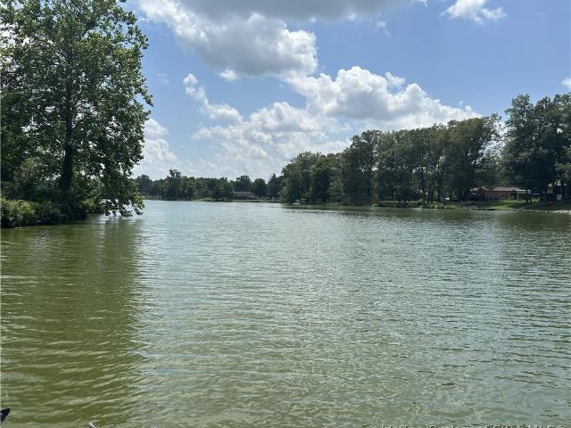 435 N Lakeside Drive