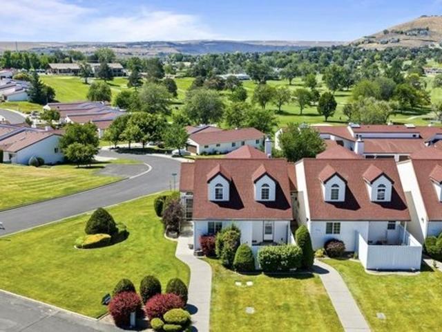 435 Nicklaus Ct, Richland, WA 99352