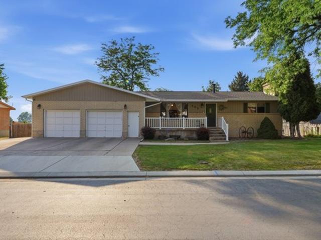 435 S Fuhriman Dr, Providence, UT 84332