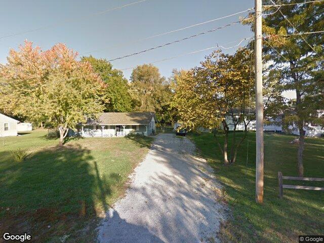 435 S Hickory St, Gardner, KS 66030