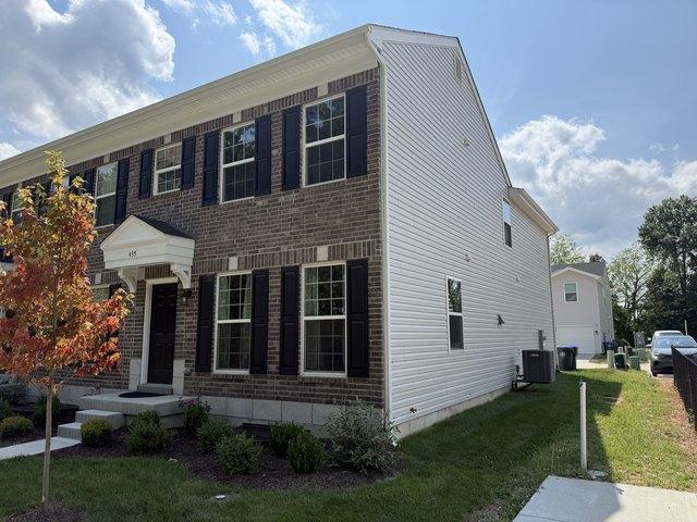 435 Sunset Hollow Dr Unit Harvest, Wentzville, MO 63385