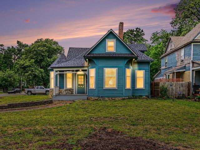 435 SW Buchanan St, Topeka, KS 66606