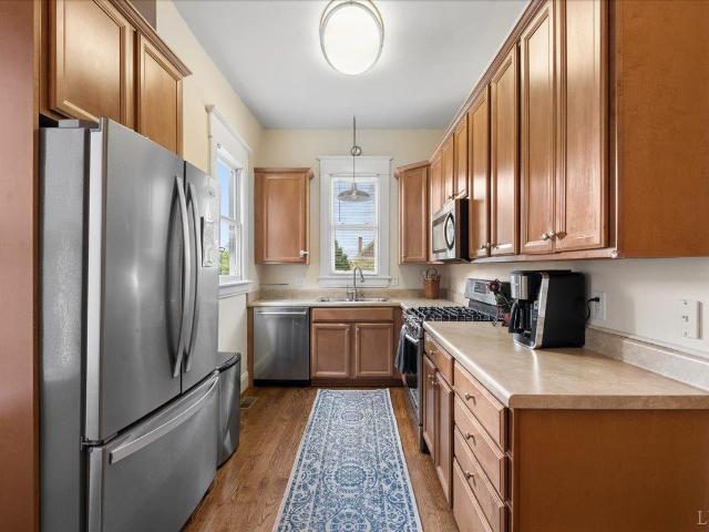 435 SW Elm Ave
