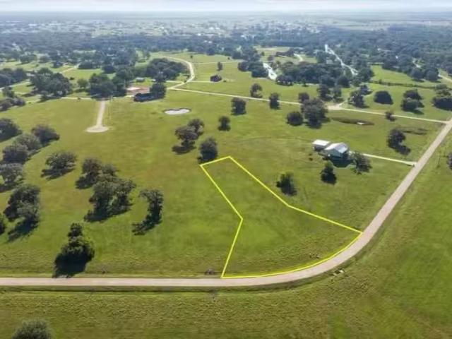 435 Pony Trail, Angleton, TX 77515 MLS 19926384