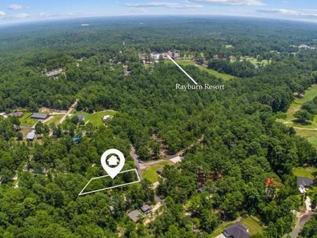 435 Pinehurst Dr, Brookeland, TX 75931