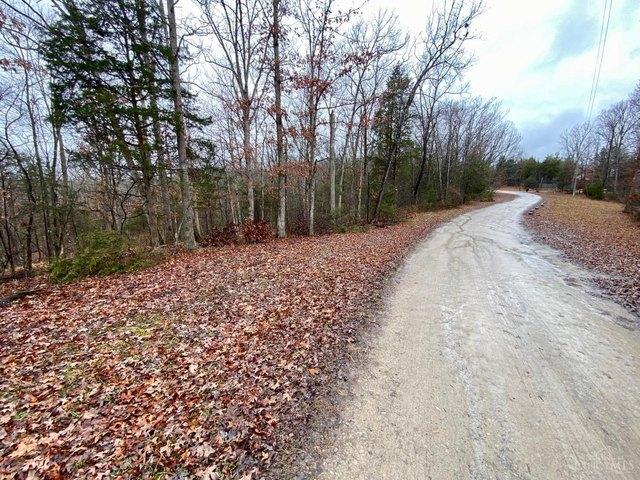 435 Rollingwoods Dr, West Union, OH 45693