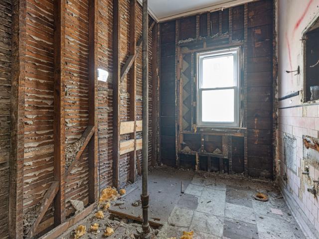 435 W 62nd Street