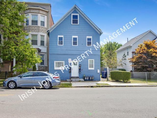 435 W Ferry, 3 beds, 1 full bath