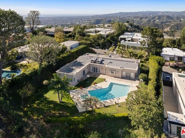 435 Walker Dr, Beverly Hills, CA 90210