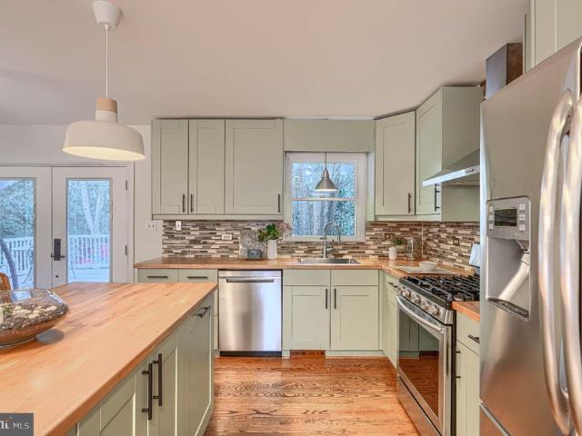 435 Westside Boulevard