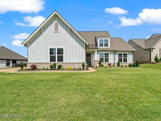 4364 John Wood Ln, Olive Branch, MS 38654