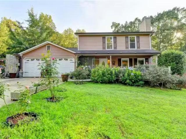 4364 SADDLECREEK CT, AUBURN, GA 30011 Single Family Residence.
