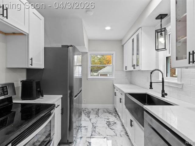 4364 Somerset