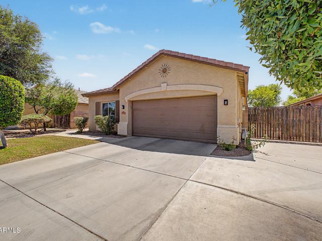 4365 E Cherry Hills Dr, Chandler, AZ 85249 | MLS #7018 | Compass