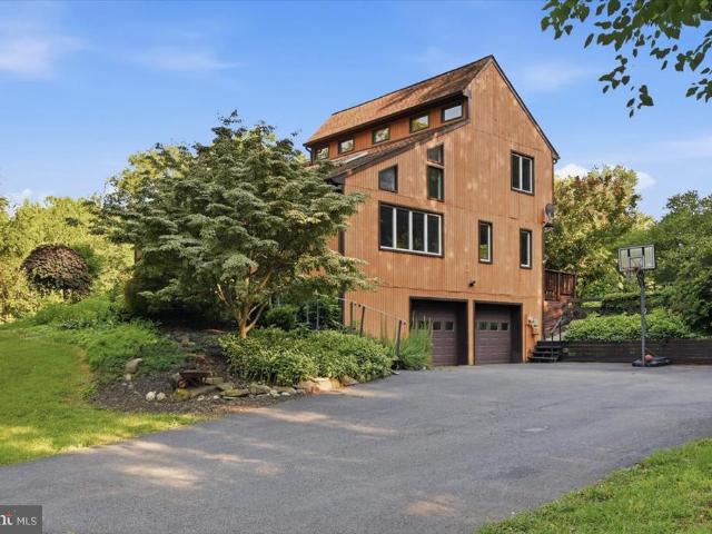 4366 Stepney Drive